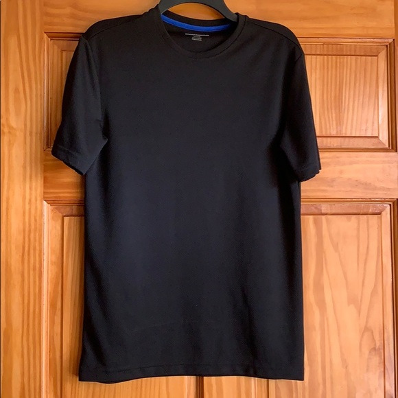 Amazon Essentials | Shirts | Amazon Essentials Mens S Black Tshirt ...